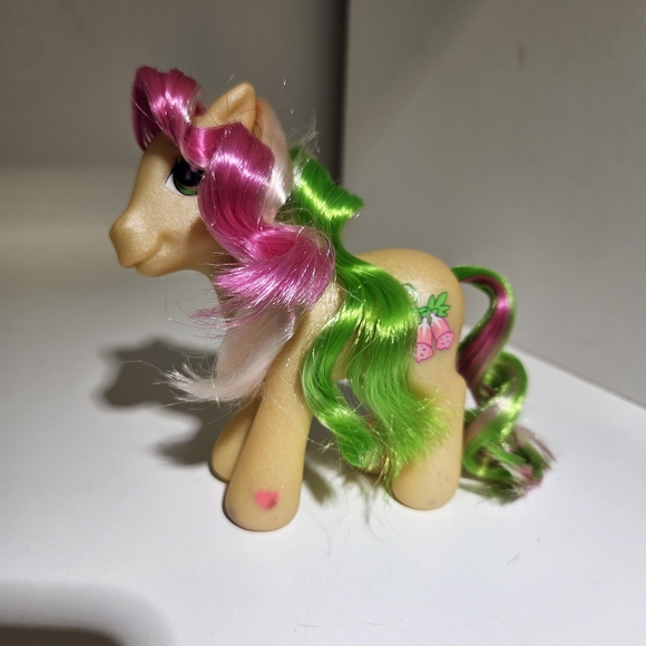 My Little Pony | Toys | My Little Pony G3 Fancy Flora | Poshmark